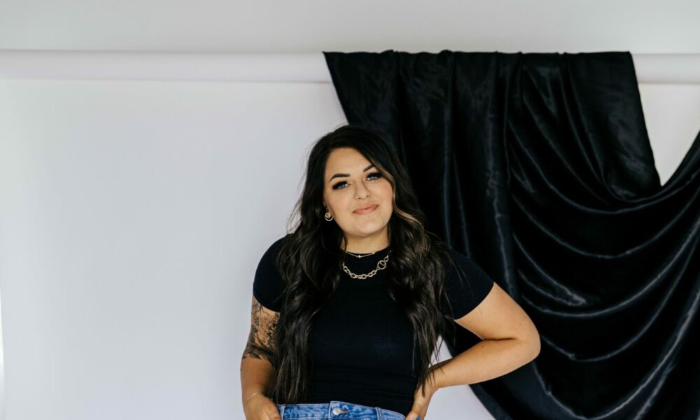 Conversations with Kelcee Favero – Voyage Utah Magazine
