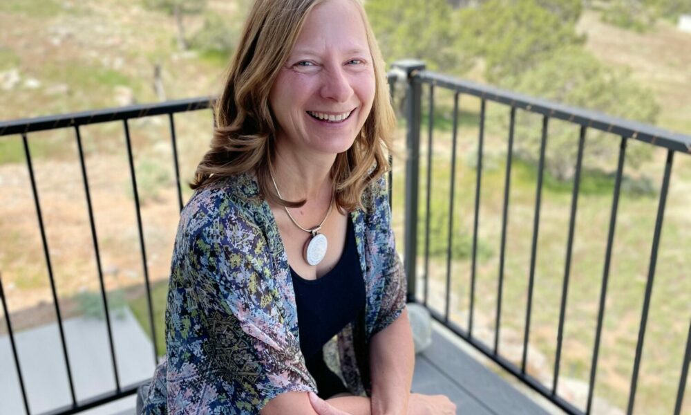 Meet Coral Simpson of We Are One Health - Voyage Utah Magazine