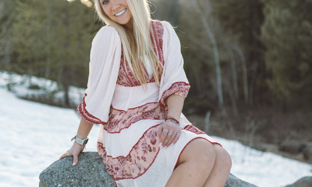 Rising Stars: Meet Abby Smith of Utah County - Voyage Utah Magazine