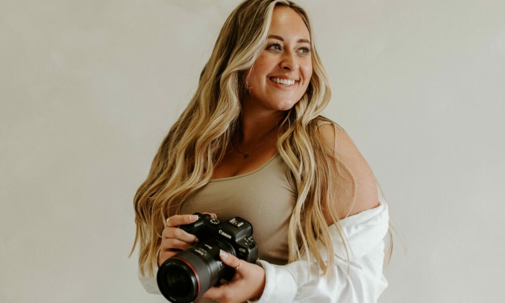 Community Highlights: Meet Elena Hodges of Elena Bekah Photography - Voyage Utah Magazine