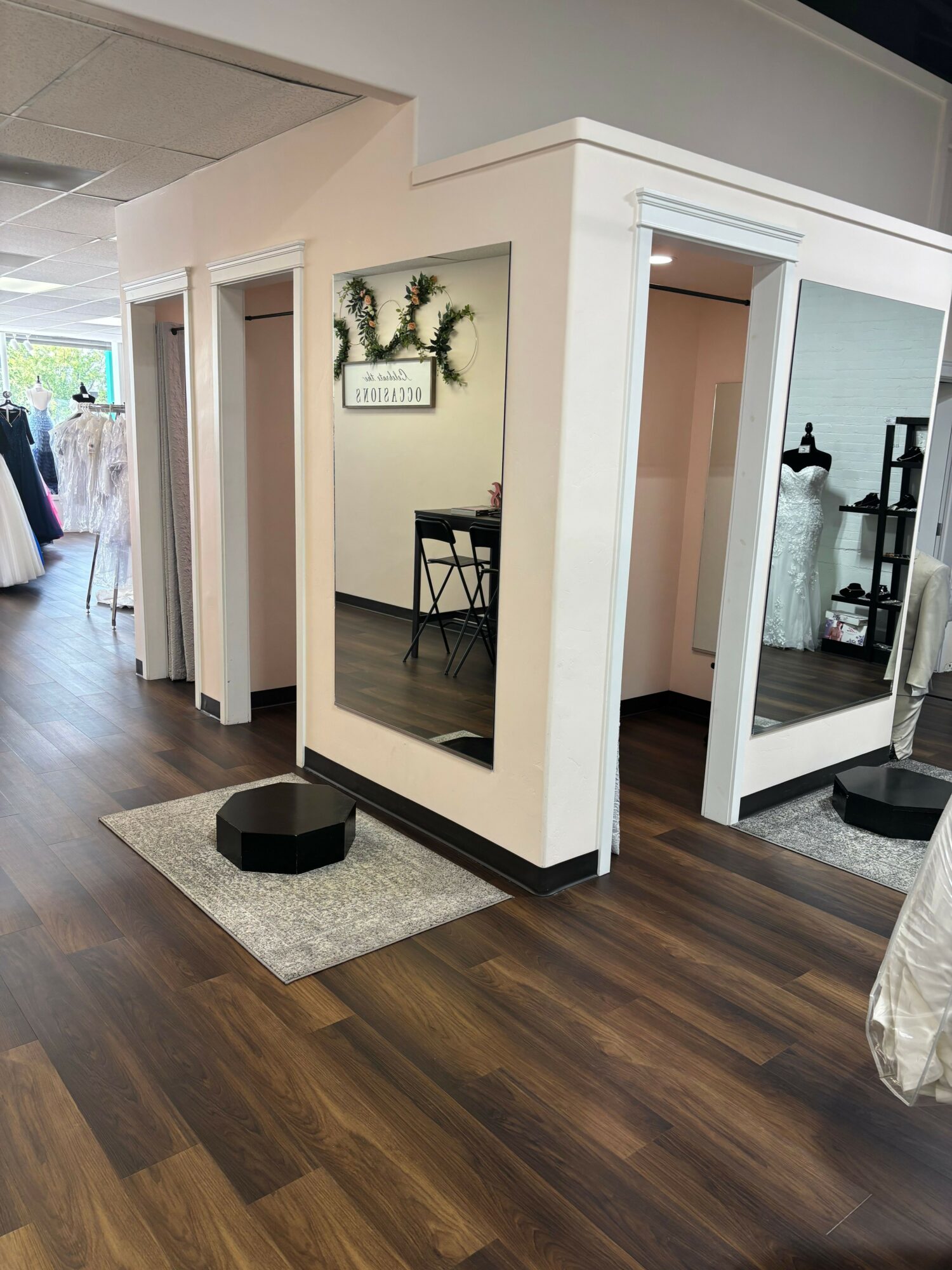 Meet Nicole Strand of Down town Cedar City - Voyage Utah Magazine